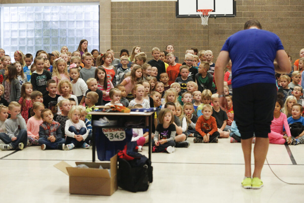 Paralympic gold medalist Blair talks acceptance with Layton elementary ...